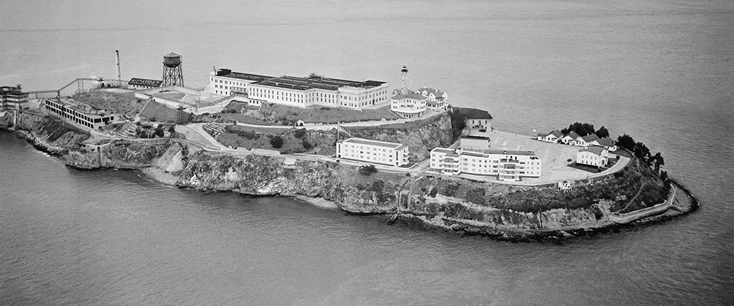 Alcatraz 1935 Escaping "The Rock?": Five Men Who Challenged Alactraz's